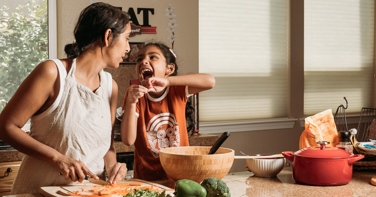 Feeding and eating for additional needs